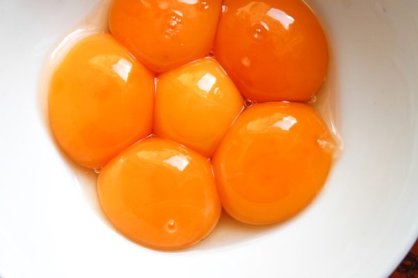 Currant Status: Ripe Red Currant Cake with Almond Meringue – Eat Me ...